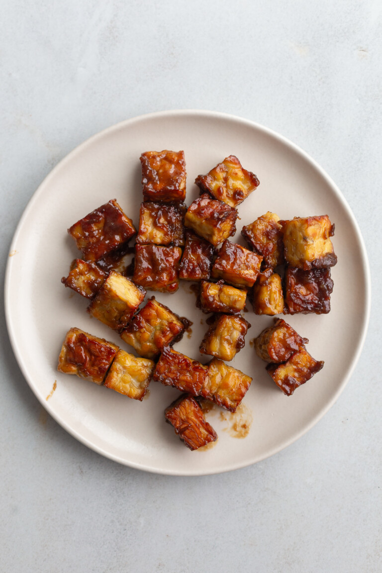 Sesame Ginger Tempeh Stir Fry - Food with Feeling