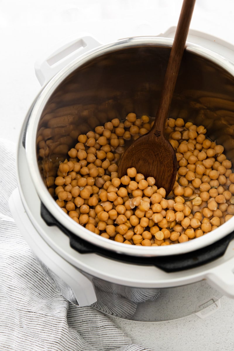 Ultimate Guide to Chickpeas - Food with Feeling