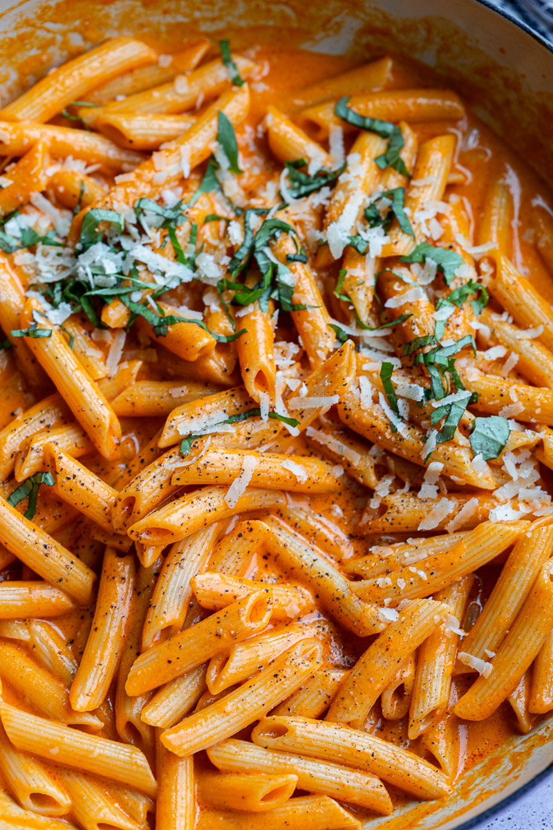 Roasted Red Pepper Pasta - Food with Feeling