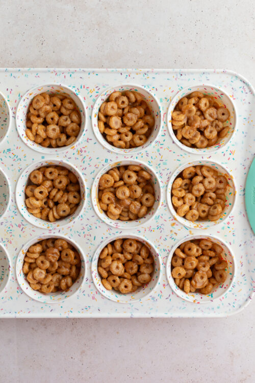 No Bake Cheerio Bars - Food with Feeling